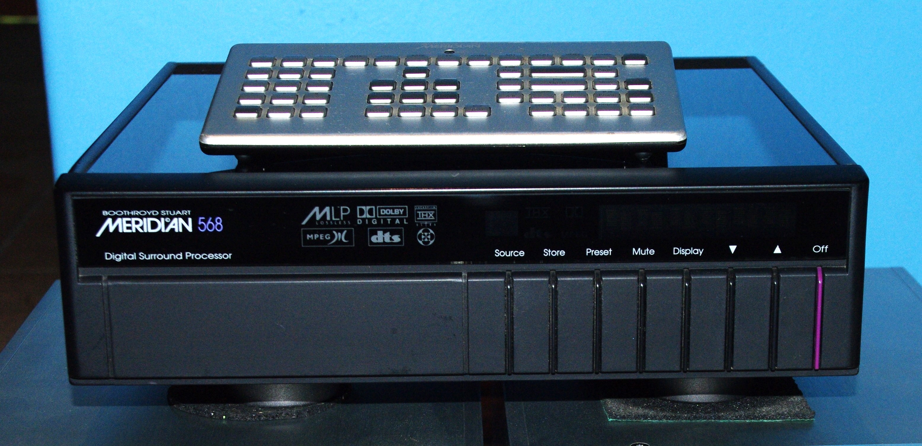 Meridian568 Preamp/ Processor – AVInside