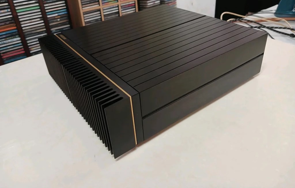 MERIDIAN 605 MONOBLOCK POWER AMPLIFIERS – AVInside